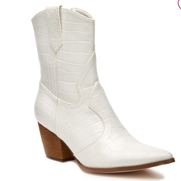 Coconuts by Matisse | Shoes | Nib Bambi By Matisse Western Style Boot ...